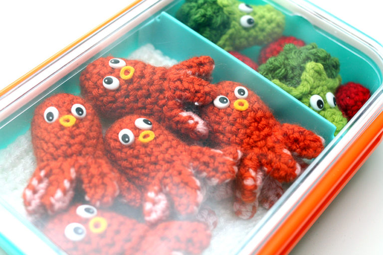 Crocheted Bento Box #1: Hot Dog Octopus – Twinkie Chan Blog