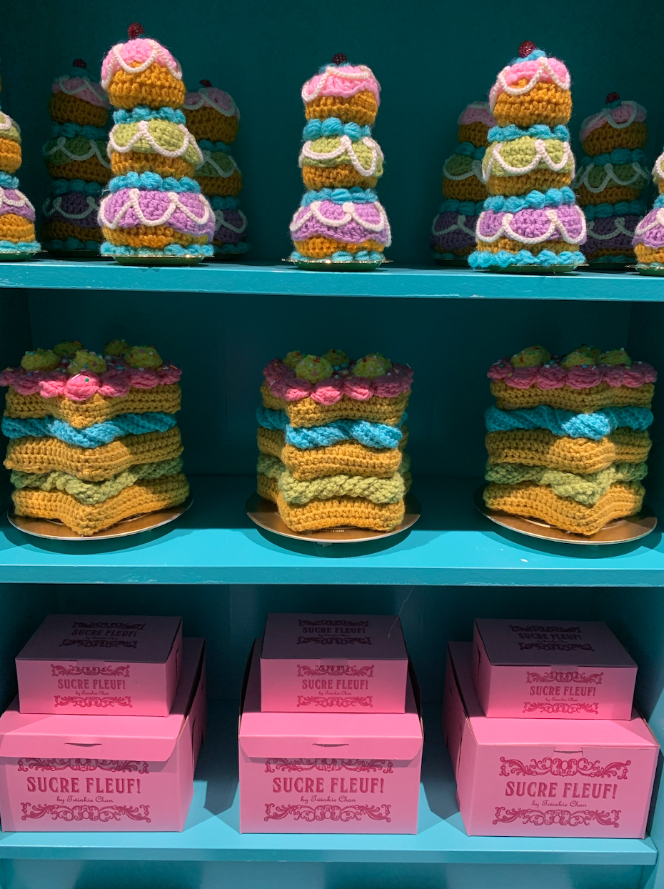 Sucre Fleuf! A crocheted bakery at Sweet Tooth Hotel | Twinkie Chan Blog